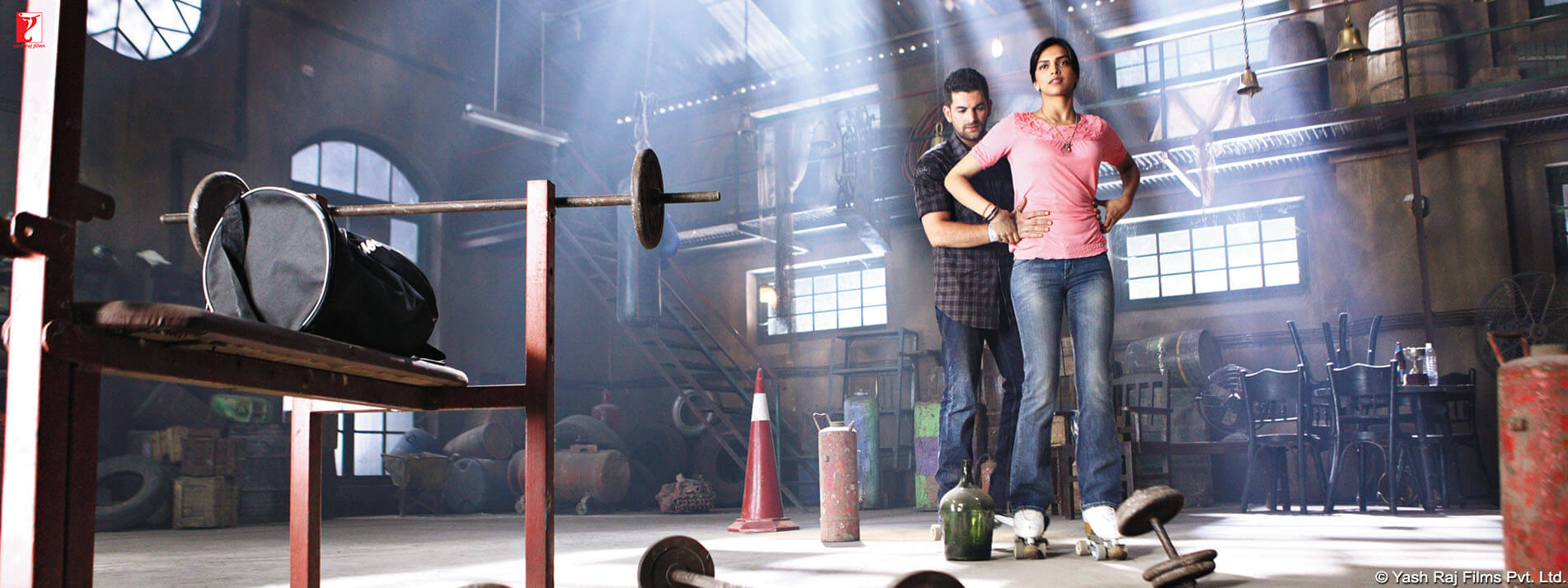 Lafangey Parindey Movie - Video Songs, Movie Trailer, Cast & Crew ...