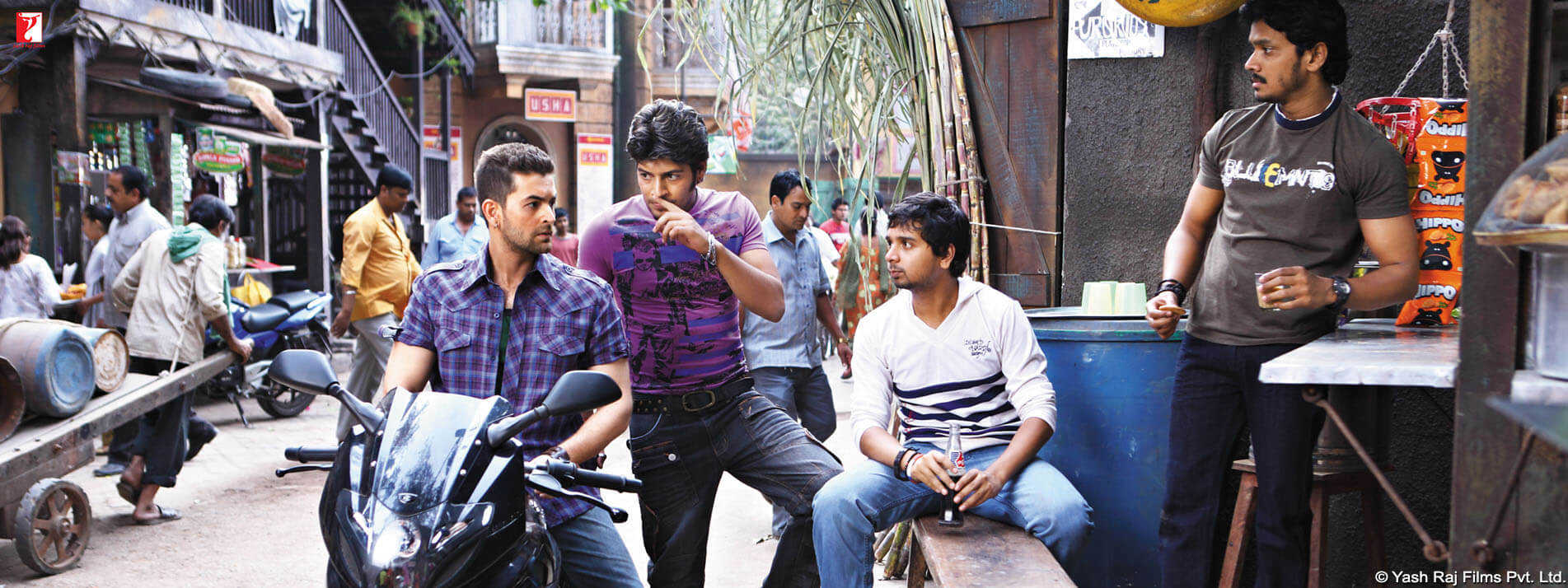 Lafangey Parindey Movie - Video Songs, Movie Trailer, Cast & Crew ...