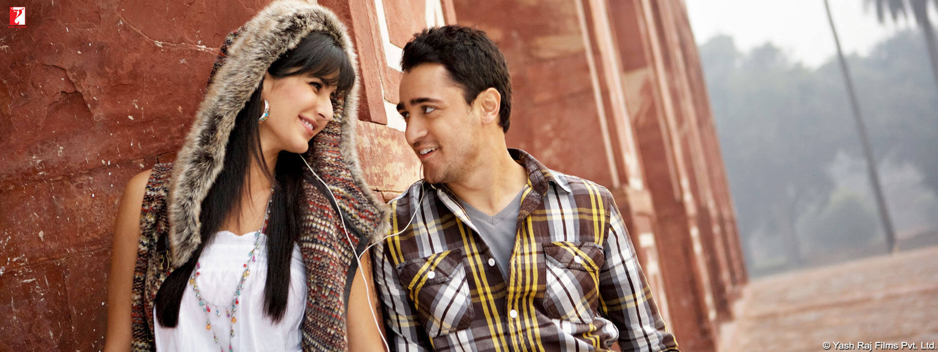 Mere Brother ki Dulhan Movie - Video Songs, Movie Trailer, Cast & Crew ...