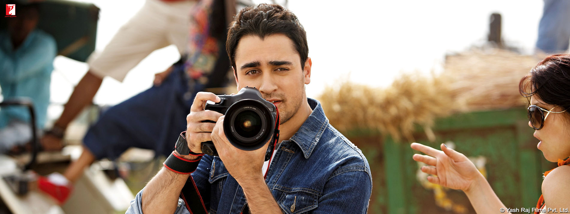 Mere Brother ki Dulhan Movie - Video Songs, Movie Trailer, Cast & Crew ...