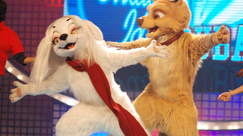 Roadside Romeo Movie - Video Songs, Movie Trailer, Cast & Crew Details ...